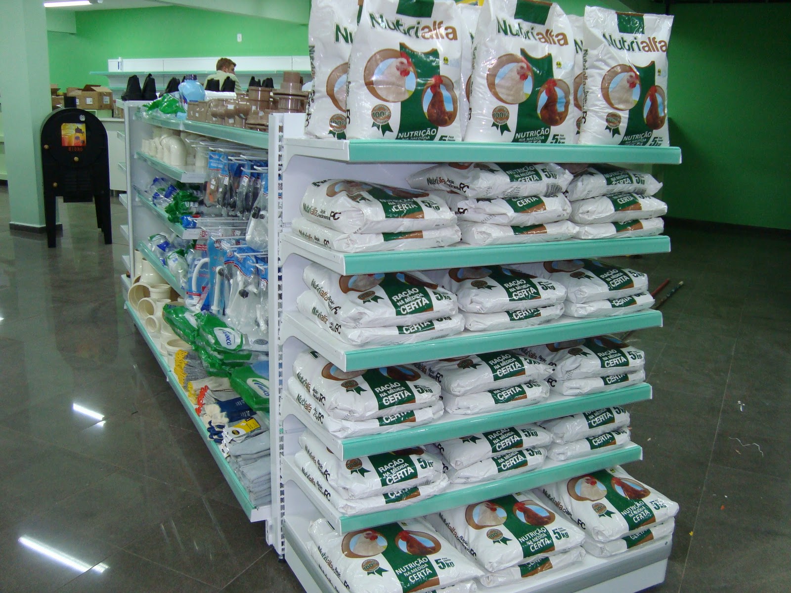 Merchandising Sem Limites!: Em SJC Agropecuária em novo local