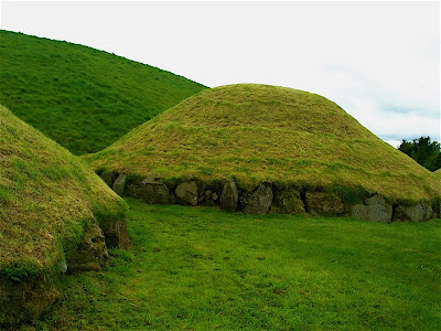 Ireland: Knowth and Newgrange passage tombs