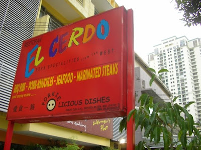 Simon Says: First Time in El Cerdo