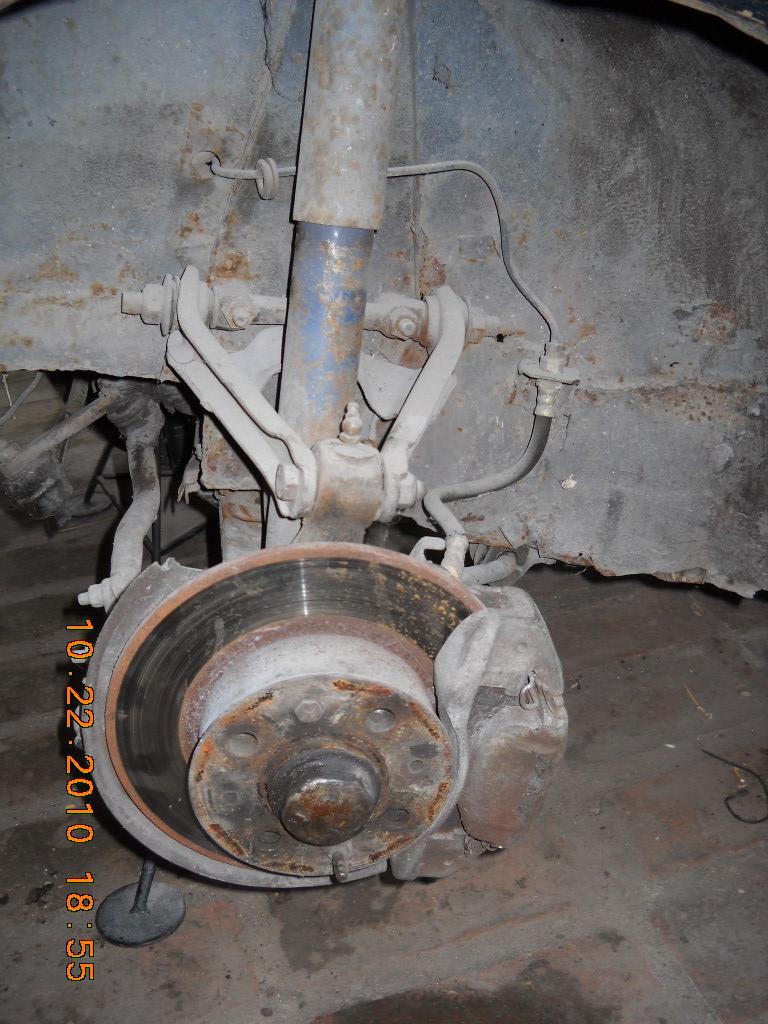 Bellina Classic Motors : Fiat 133 IAVA, suspension and engine pics