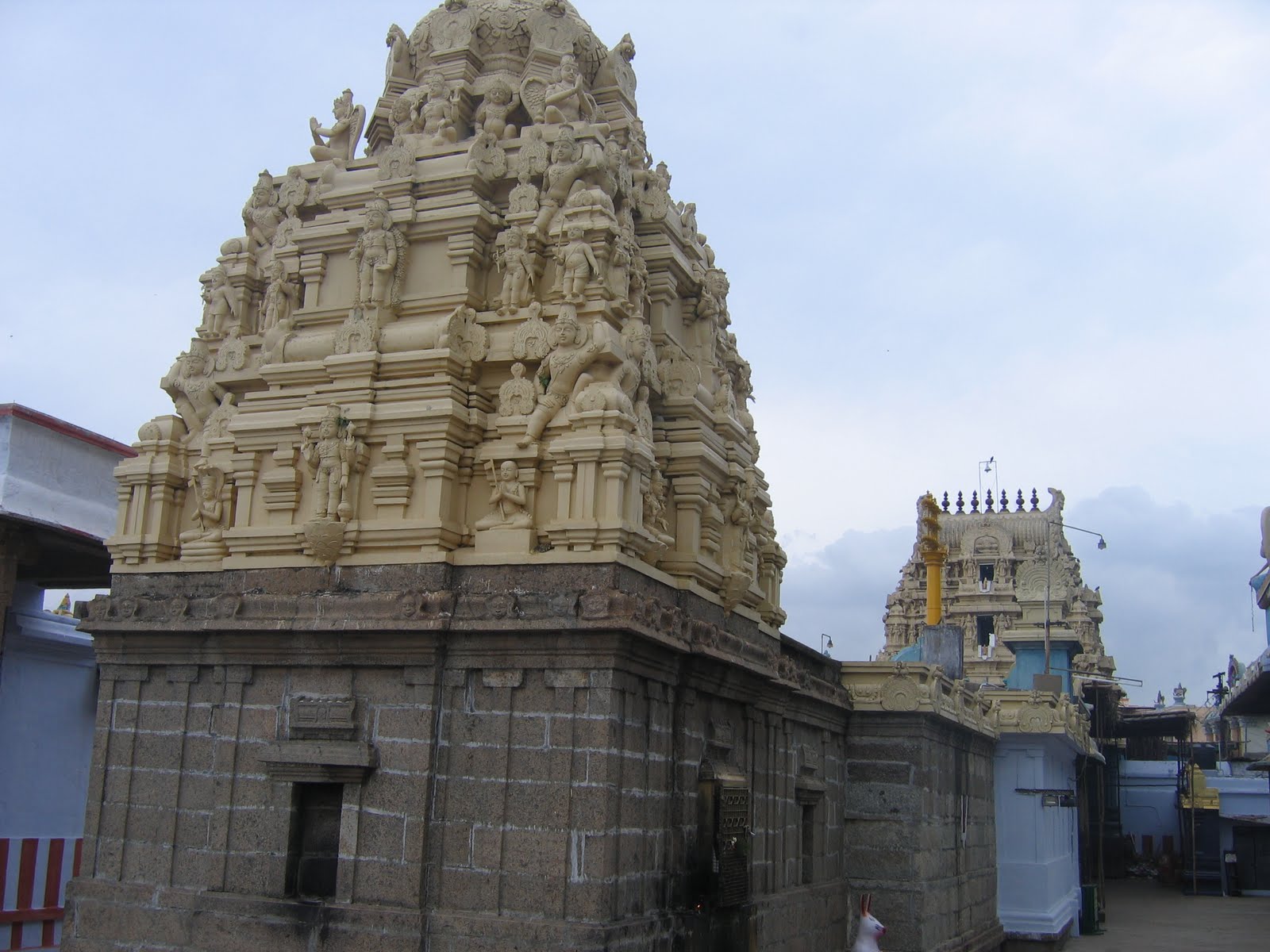 Temple, Travel and Sport: Sowmya Damodara Perumal Villivakkam