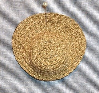 The Creative Doll: The Ease of Straw Hat Making