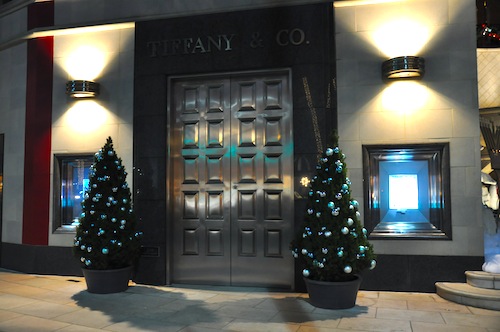 Style in Town: Store Window at Beverly Hills- TIFFANY & CO.
