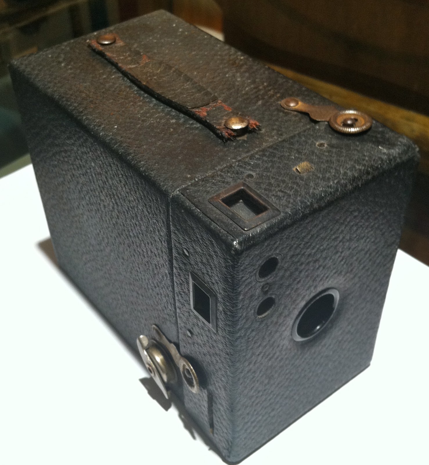il blog di Bruno Damini: 1900-2010: La Kodak Brownie Box Camera ha ...