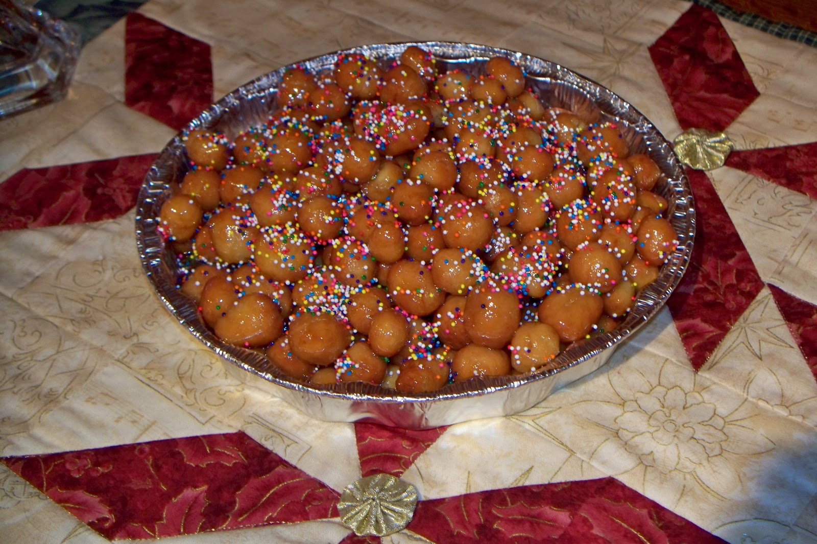 THE FOOD OF LOVE: A CHRISTMAS TRADITION: STRUFFOLI