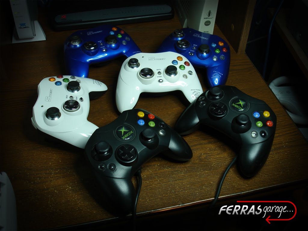 Ferras garage!: Xbox clasico + 4 controles inalambricos