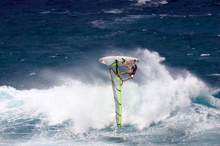 Funtrublog: Wave Riding Vehicles – Tricks On The Waves, Amazing Photo Shoot