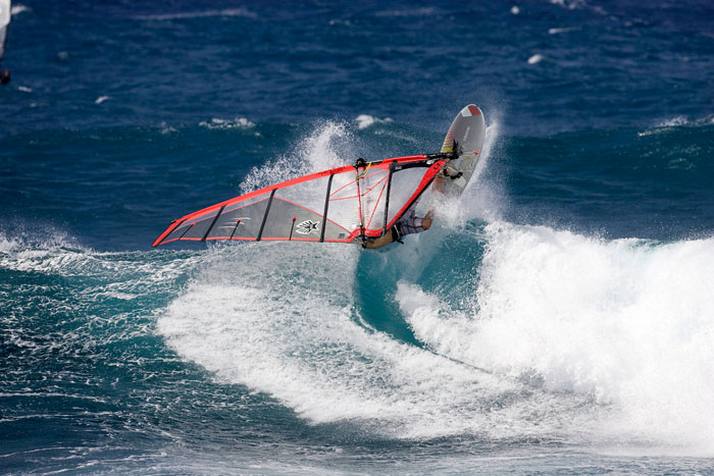 Funtrublog: Wave Riding Vehicles – Tricks On The Waves, Amazing Photo Shoot