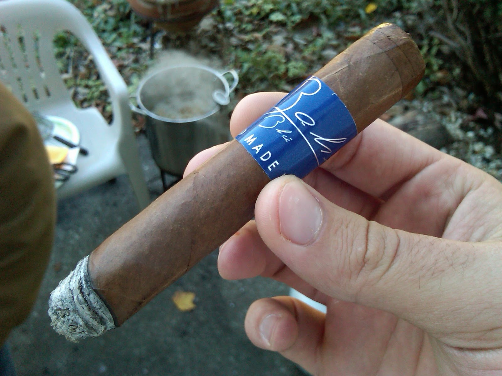 Some of The Finer Things : Cigar Review: Bahia Blue