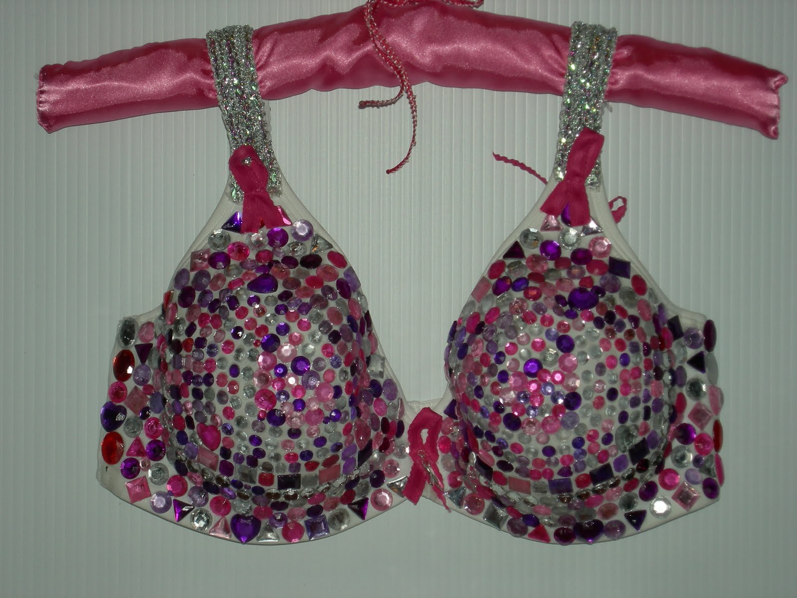 Double D's: ~BEDAZZLED BRA PASS ALONG~