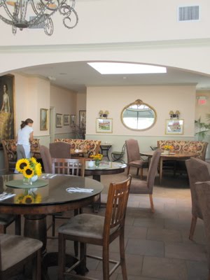 ボストン近郊の町から: Susu Bakery Boutique in wellseley