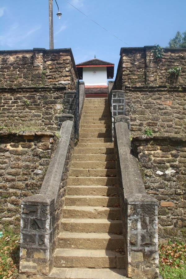 sevenby3: uggala temple (vihare & devale), balangoda (#5)