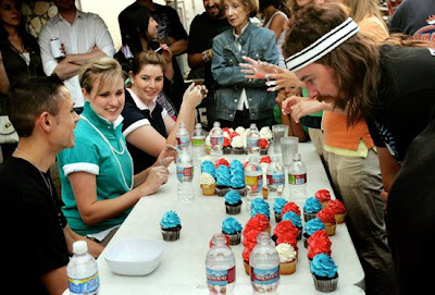 24.5 cupcakes in 5 minutes in Denver cupcake eating contest