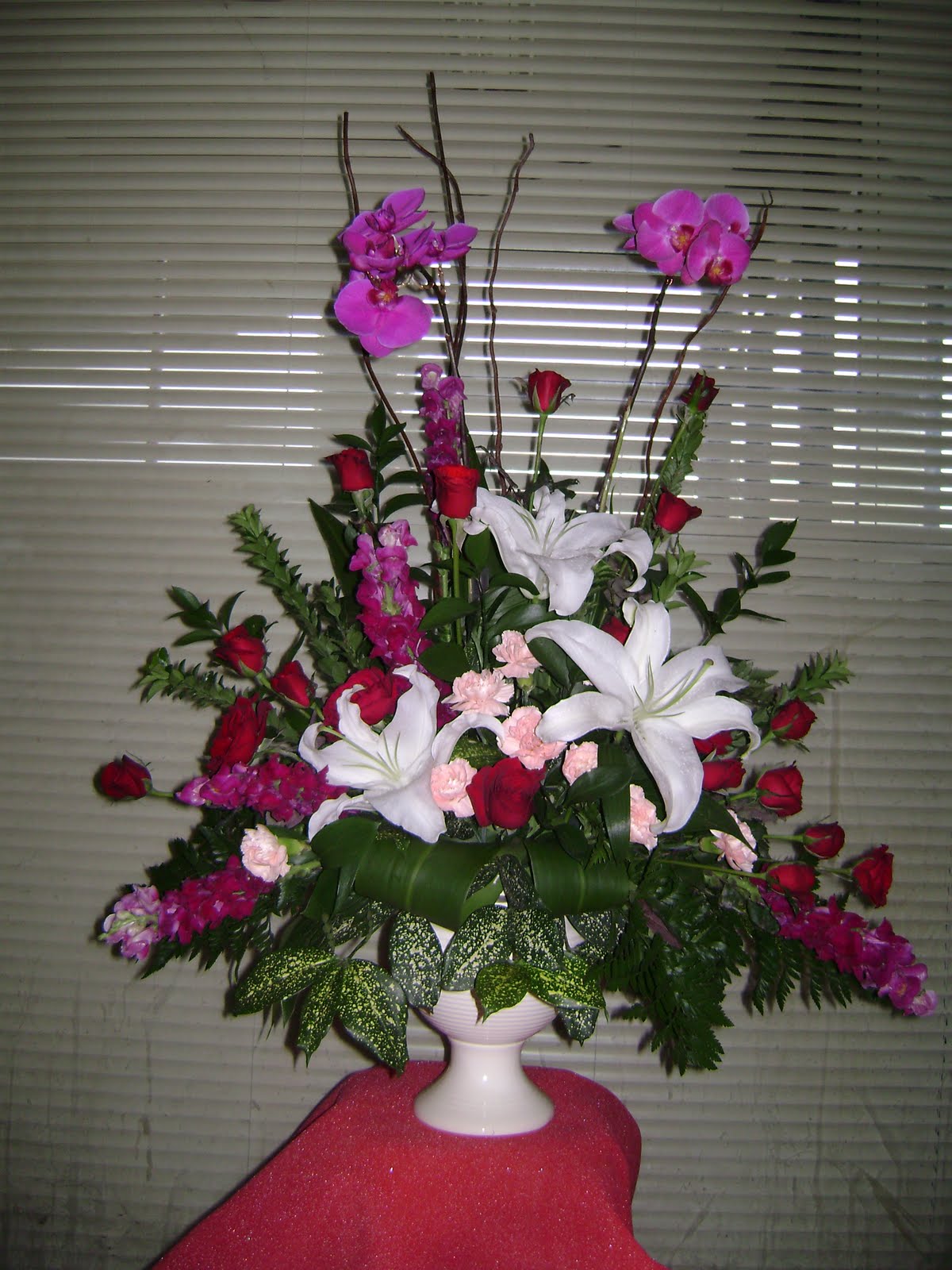 Ratu Florist: Table Arrangement II