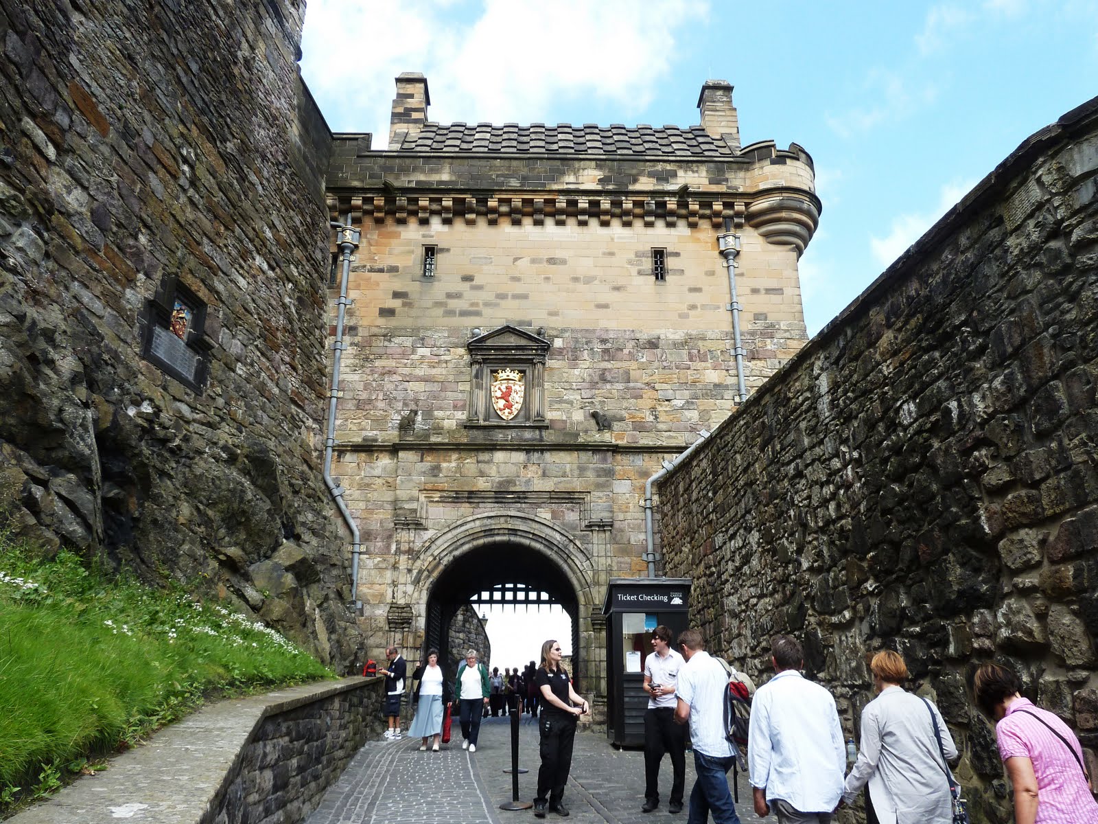Travels with Shep: Edinburgh Castle Re-visited