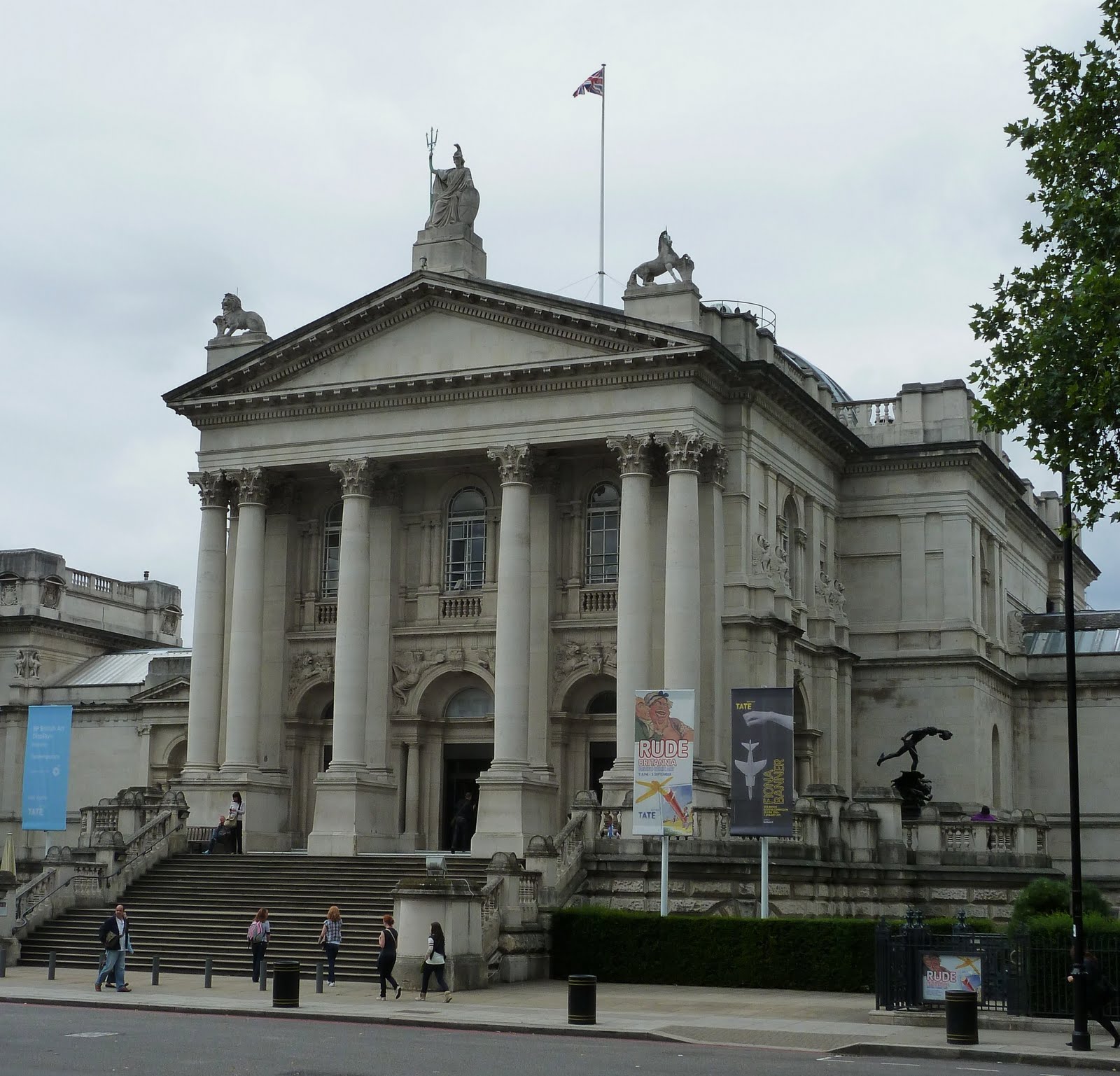 Travels with Shep: Rudeness at the Tate