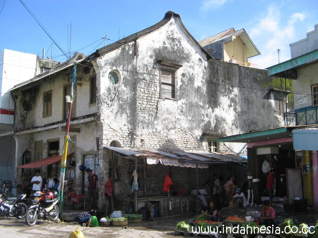 Ciri Khas Masa Lalu Kupang | Lomardasika's Blog