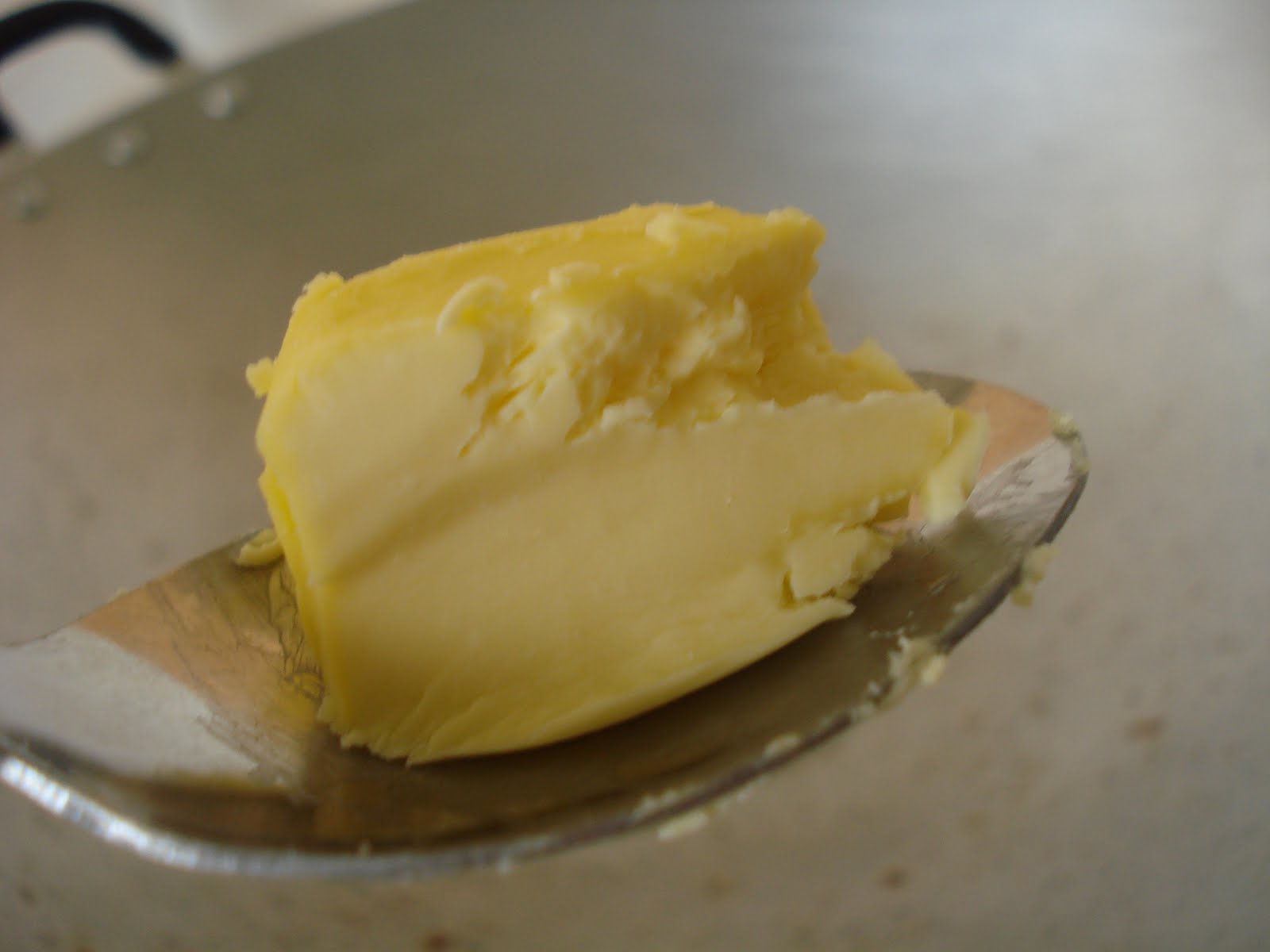 Can You Handle The Truth?: Creamy and cheesy wet butter prawn recipe!