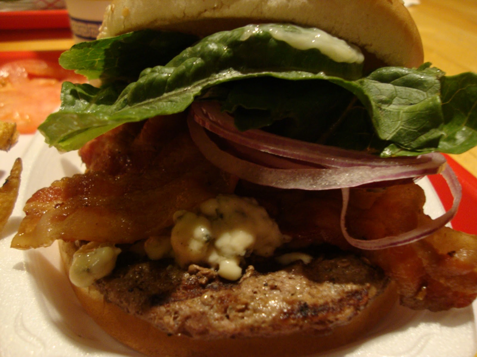 An Immovable Feast: Wolfe Burgers: "The Ultimate Burger"