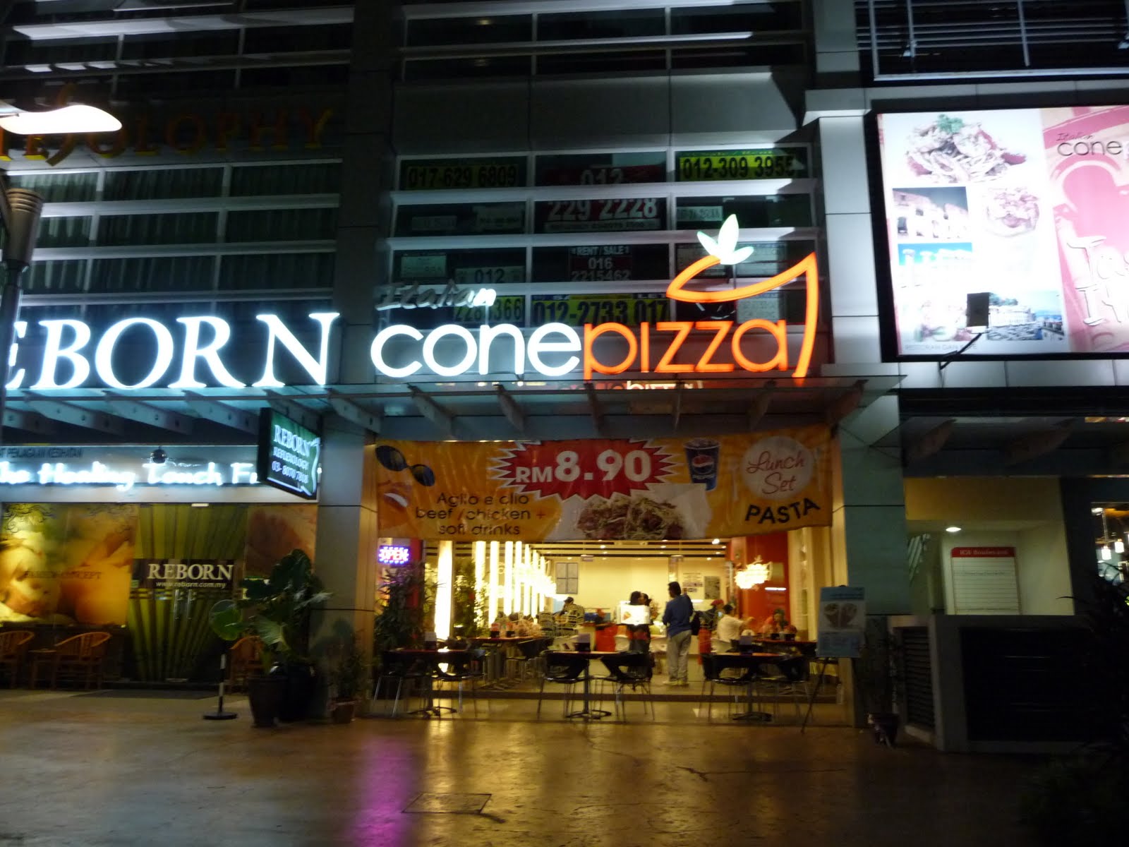 travel.pszenkhim: Dinner at IOI Boulevard,Puchong