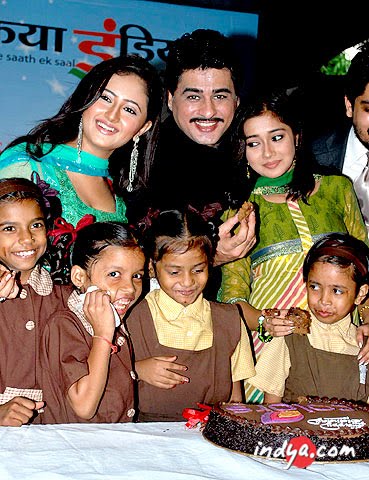 Bollywood Fashion, Events and Parties Photo Gallery: Colors TV Serial ...