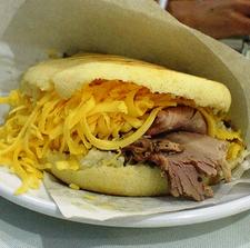 La Arepa: El pan nuestro de cada día (IV) ~ Simplemente Venezuela ...