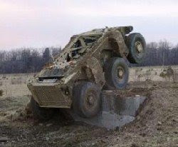 infomax: CRUSHER UN ROBOT DE GUERRA