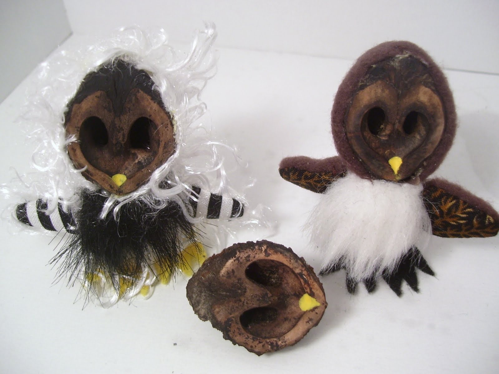 Kreating Insecurities: Walnut and Acorn Owls!