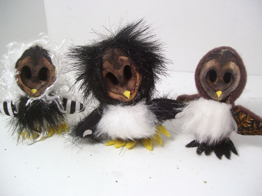 Kreating Insecurities: Walnut and Acorn Owls!