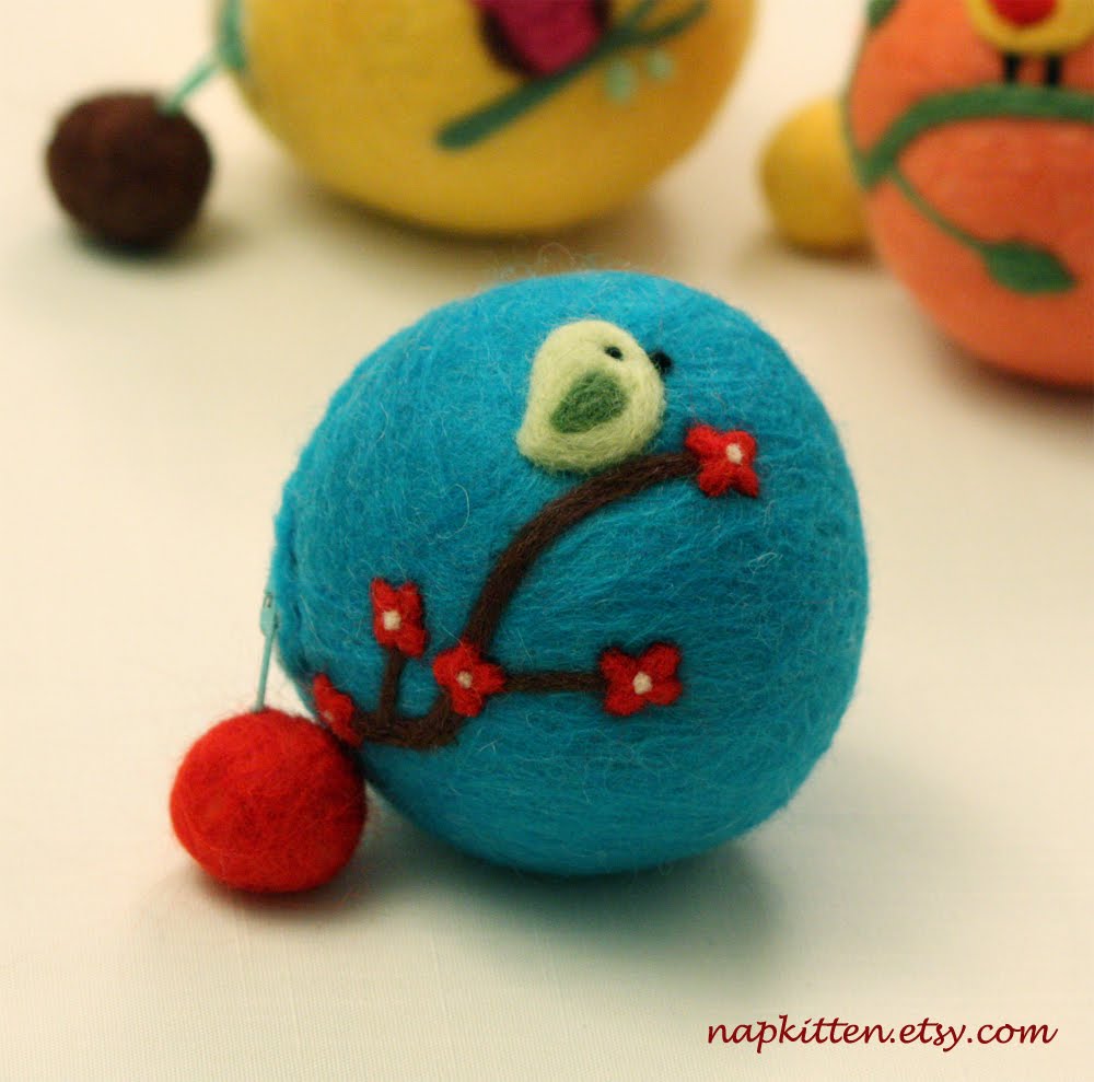 napkitten's world: Some wool purses