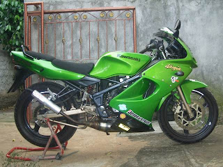 * CARI DAN TEMUKAN *: KAWAZAKI NINJA RR