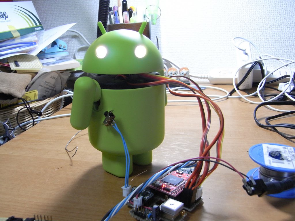 El primer robot Android que puedes controlar desde tu móvil Android