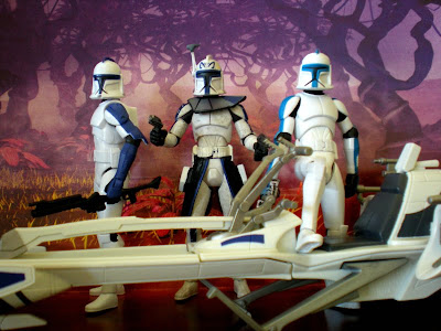Weekly Action Review: # 49 : Star Wars, Clone Wars - 501st & BARC Speeder