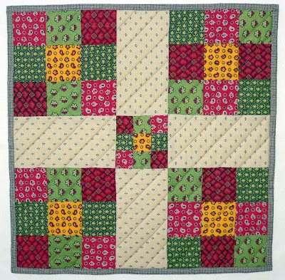 Sweet Nothings: AN OLD FASHIONED QUILT....