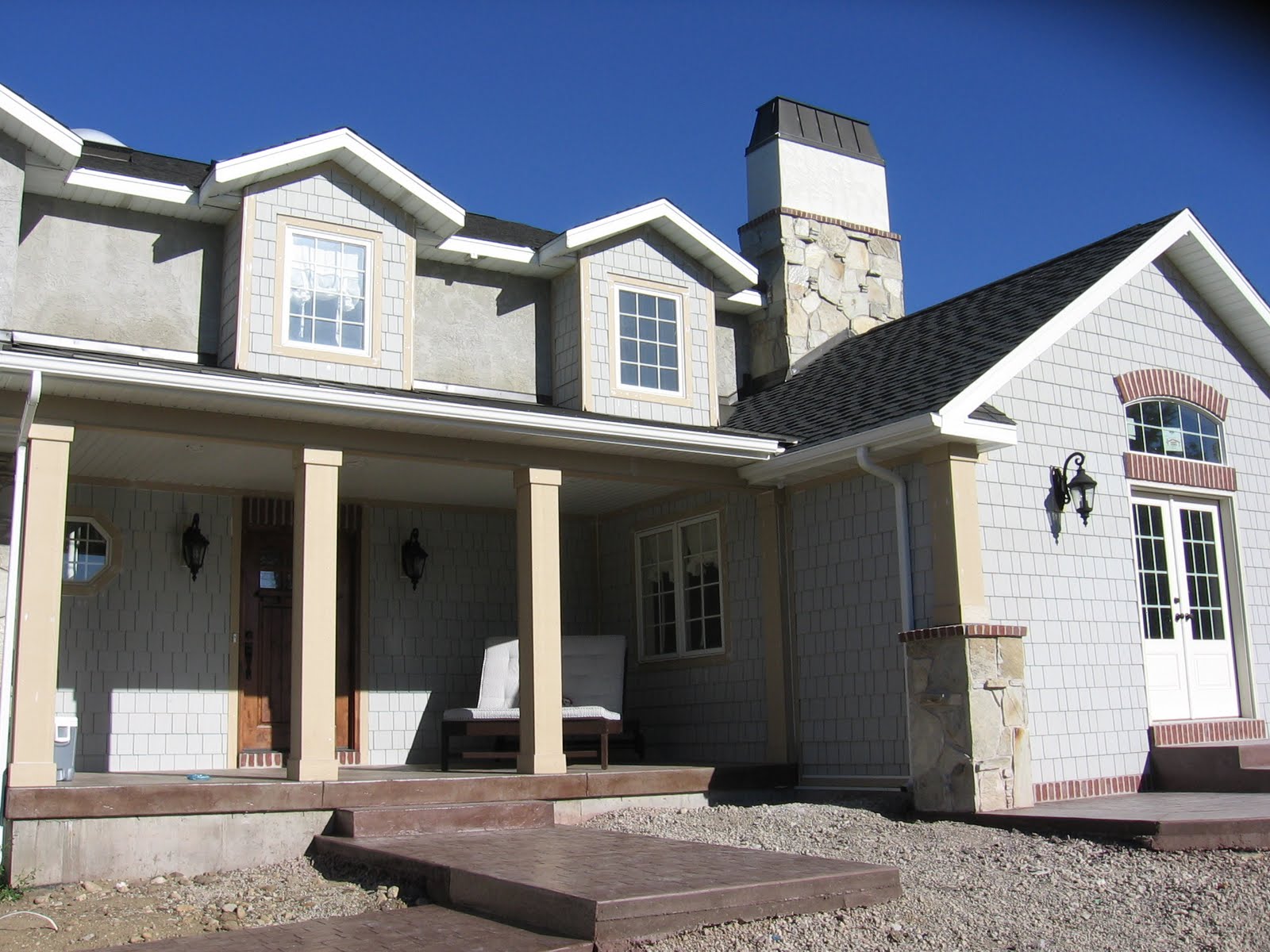 Fontaine de Bienvenue Home: Slacking on the Home Remodel Pictures