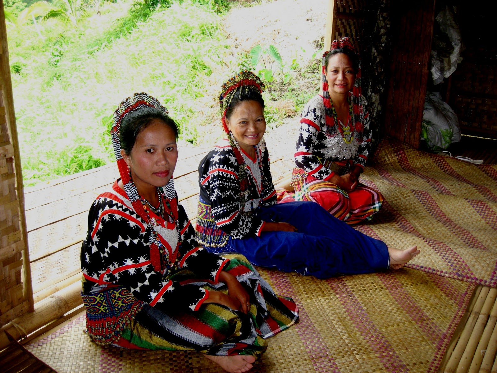 The Walking Tripod: T'boli Tribe, Lang Dulay and the T'nalak Weaving
