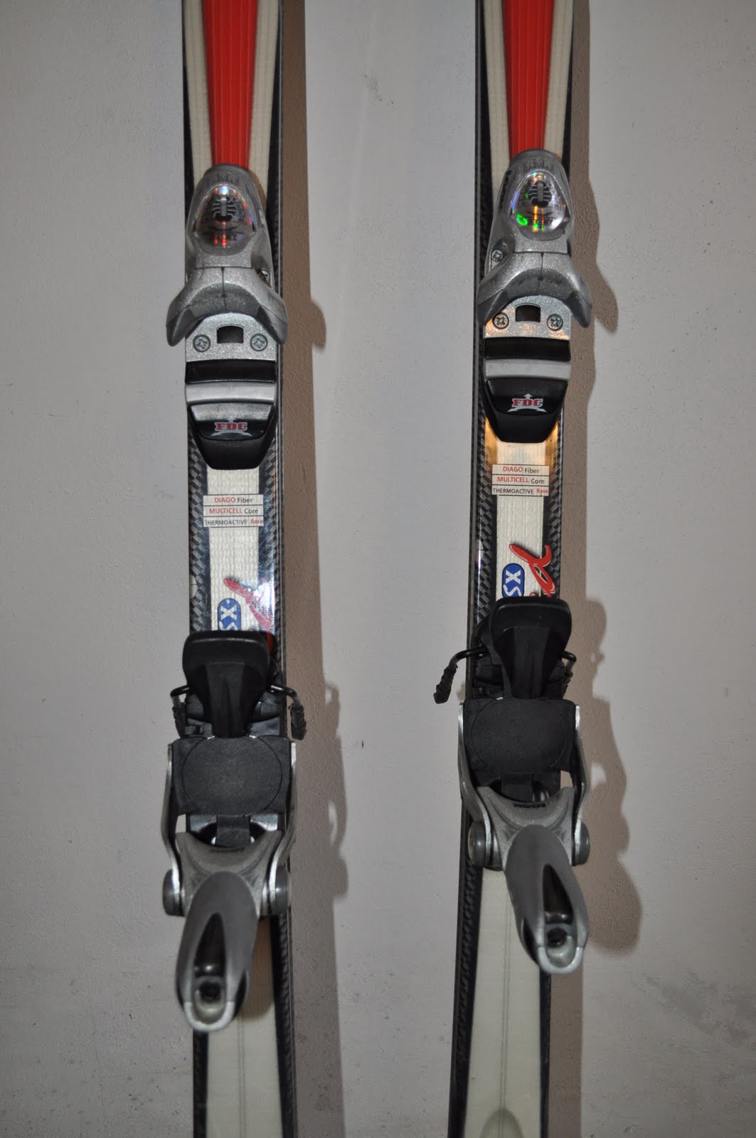 sales & shopping: Schiuri de vanzare