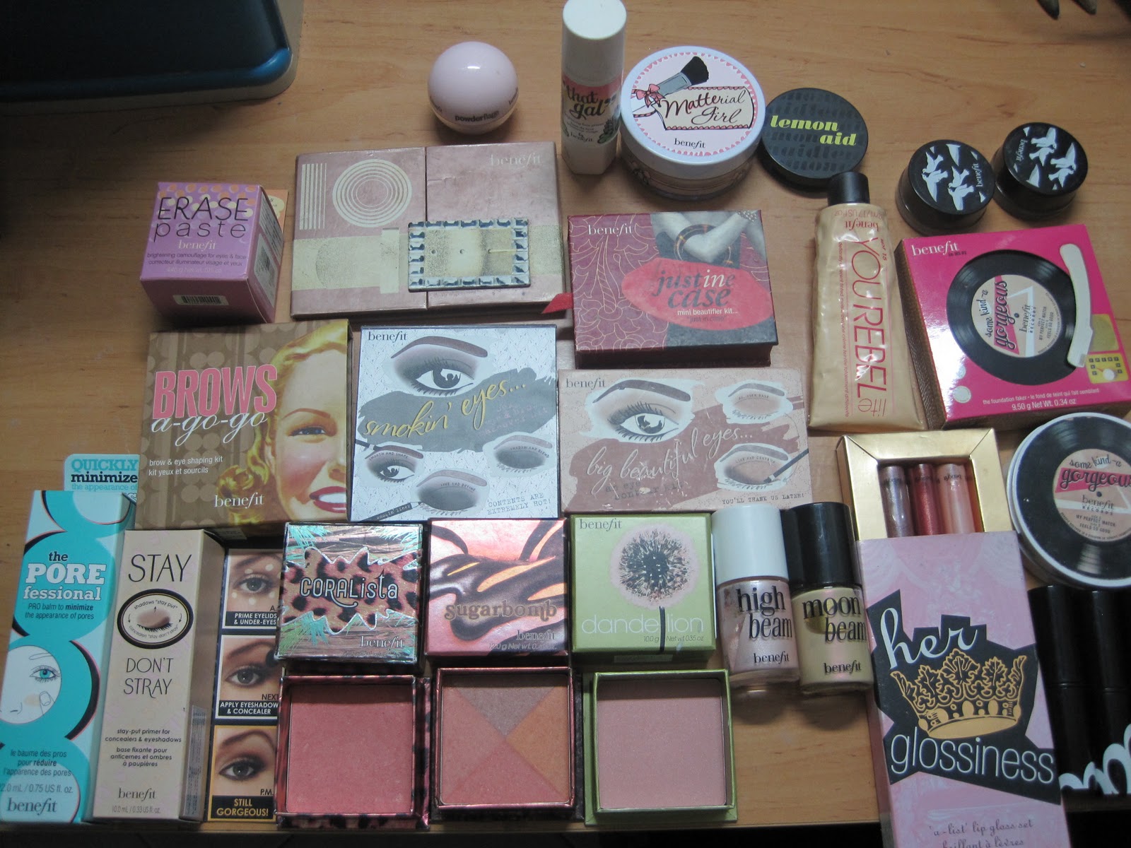 Rainbow Monster: GO GAGA OVER BENEFIT COSMETICS