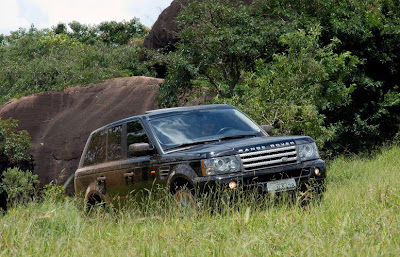 AUTOBESTCARS: Range Rover Sport na lama