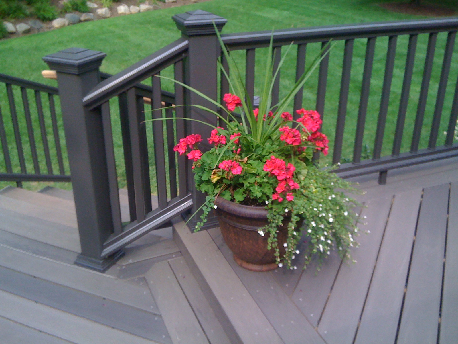 Outdoor Living: Monarch Prestige (Granite color) with Monarch ...