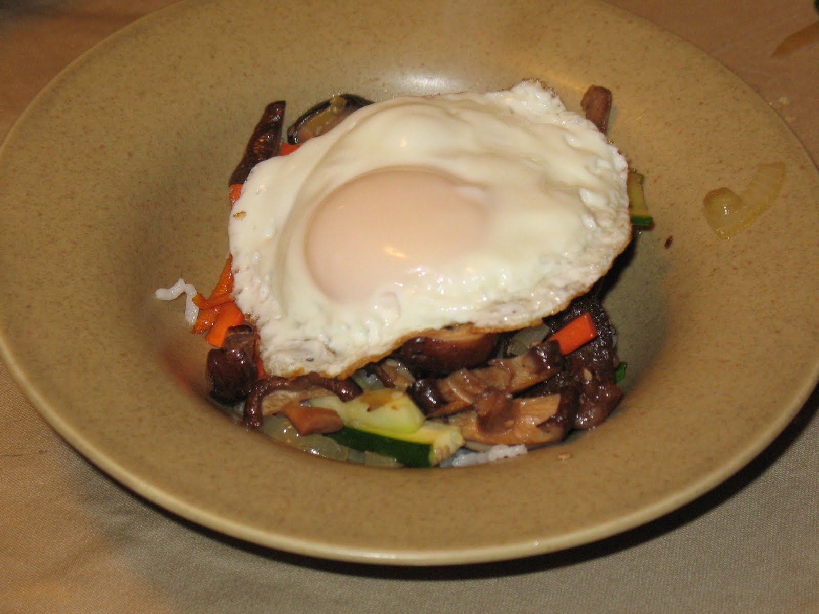 Stuff My Kids Will Eat (or sometimes not): Bee Bim Bop (Bibimbap)