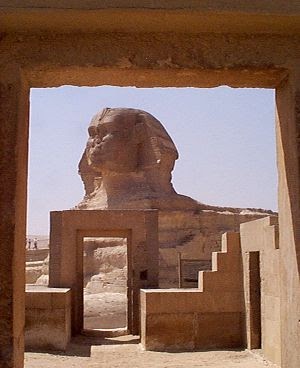 Five Tourism: Lion pyramid