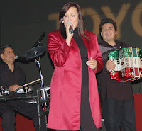 Walker Report - Shedding Light on Bexar County: Singer Rebecca Valadez ...