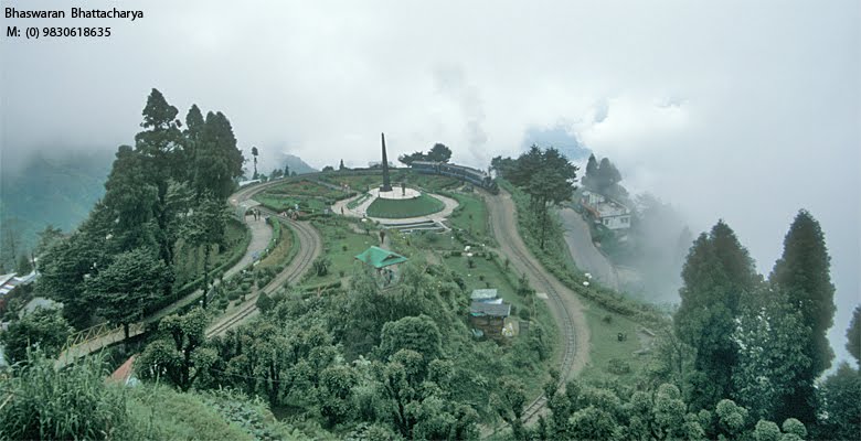 Darjeeling Tourism | Darjeeling Hill Station: Batasia Loop | Batasia ...