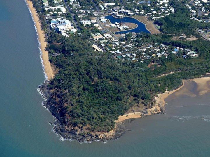 CairnsBlog.net: Councillor Bonneau shuns locals over Taylor Point