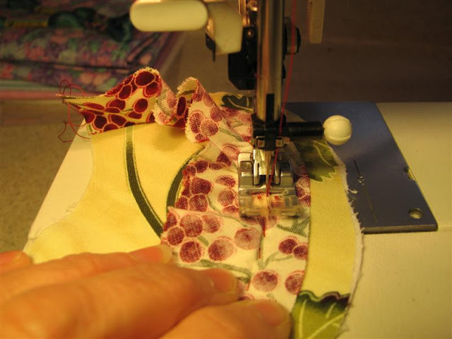 La Sewista!: Roberta Carr's "Mystery Binding"