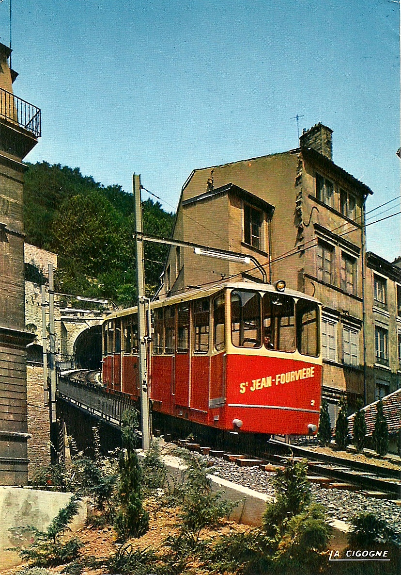 The traveler's drawer: LYON. La "Ficelle", funiculaire de Fourvière