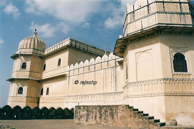 My India Travel: Badal Mahal, Kumbalgarh