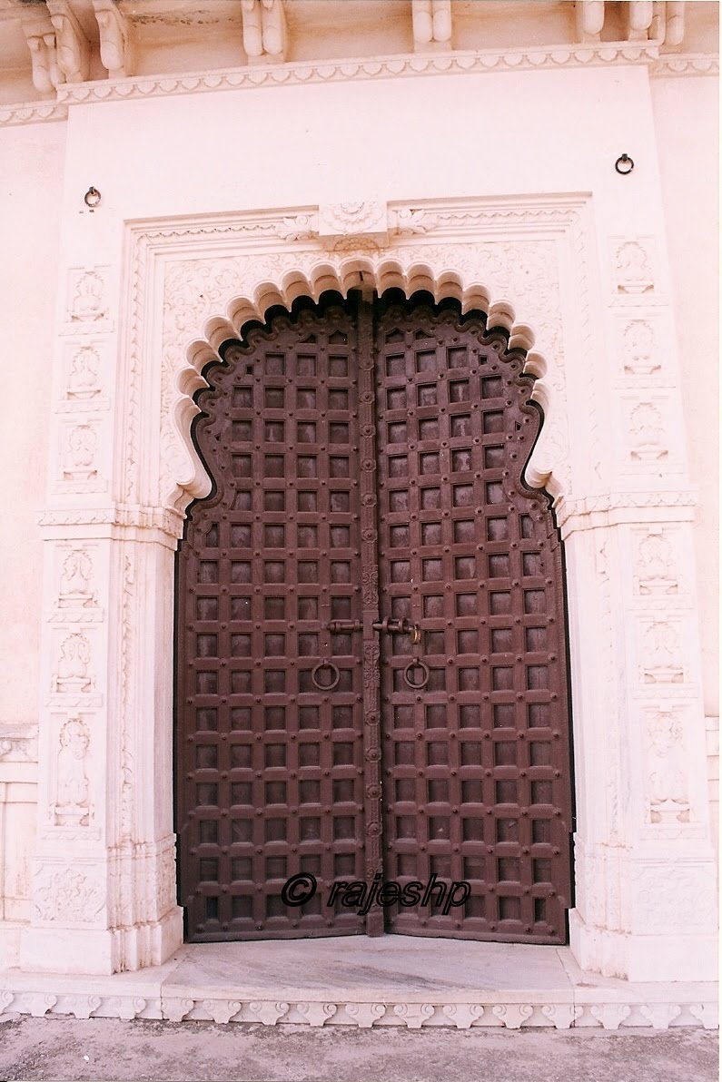 My India Travel: Badal Mahal, Kumbalgarh