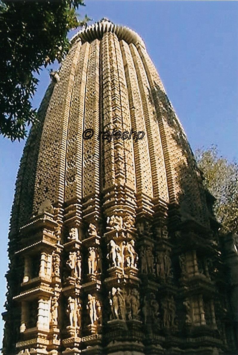 My India Travel: Adinath Temple, Khajuraho
